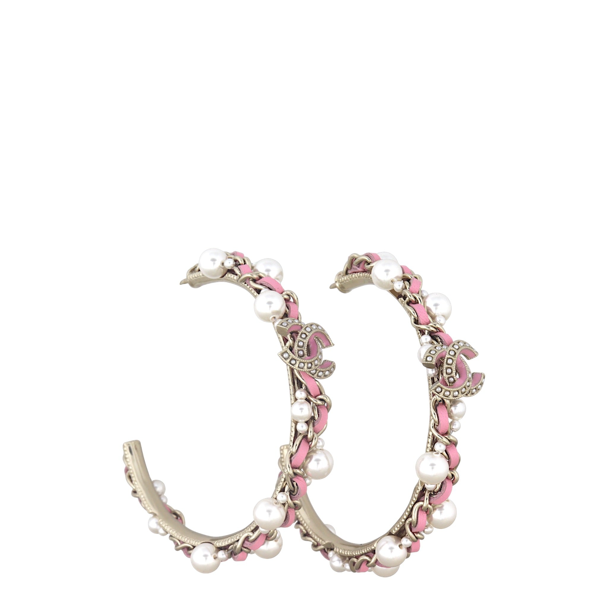 Chanel CC Pearl Hoop Earrings – Luxe.It.Fwd